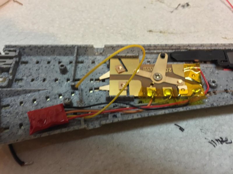 Installing a DS51K1 decoder in a Kato #6 and #4 switch - DCC ...