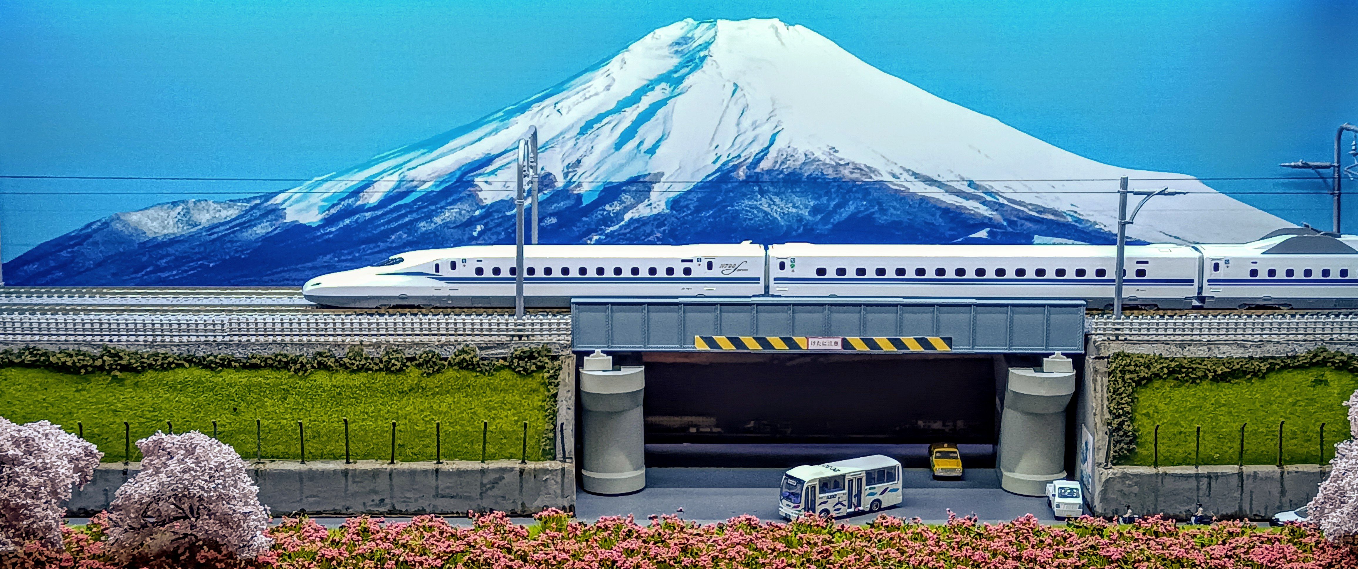 Mount Fuji: An N scale micro layout based on the Tōkaidō Shinkansen ...